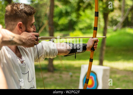 Medieval archer bowman bow and arrow longbow archery archers bows ...