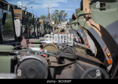 Soldiers of the 8th Special Troops Battalion, 8th Theater Sustainment ...
