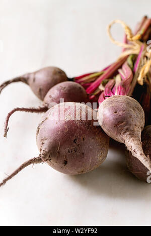 Bundle of young garden beetroot Stock Photo - Alamy
