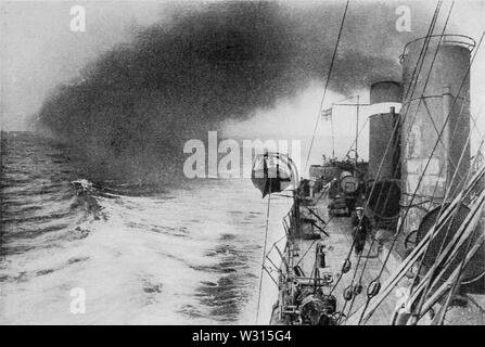 A british destroyer laying a smoke screen in World War I Stock Photo ...