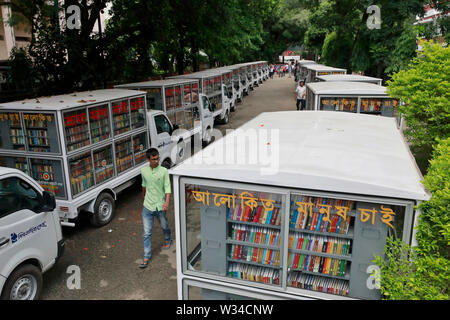 Mobile library of Bishwo Shahitto Kendro, running to facilitate the ...