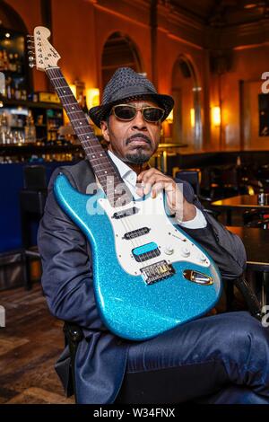 Tina Turner show at the Grammy Awards presentation on Feb. 27, 1985 ...