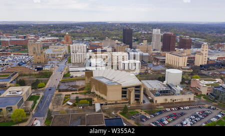 Akron, Ohio, USA downtown skyline at dusk Stock Photo - Alamy