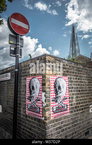 Crossbones paupers' graveyard, Southwark, London Stock Photo: 31381514 ...