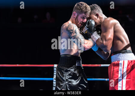 Boxer, Greg Vendetti, with Murphys Boxing raising his fist in victory ...