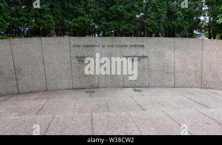 Grand Rapids, Michigan - The graves of President Gerald Ford and Betty ...