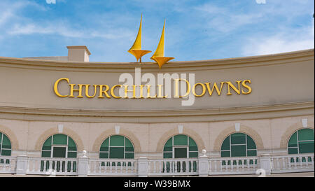 Horse Race track at River Downs, Cincinnati, Ohio, USA Stock Photo - Alamy