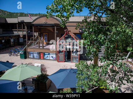 Snowmass Village Mall, Snowmass Village, Colordao Stock Photo - Alamy