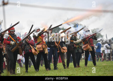 Medieval re-renactors stage are-enactment of the Battle of Tewkesbury ...
