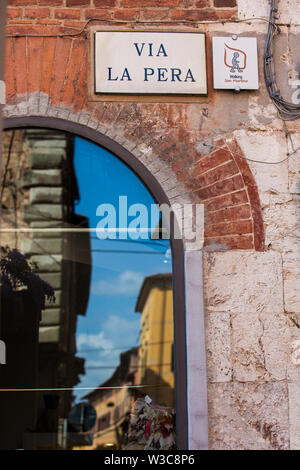 PISA, ITALY - APRIL, 2018: Details of the architecture of the Pisa city ...