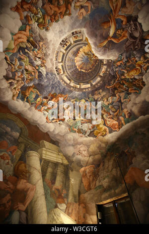 Most famous fresco of Mannerism: Giulio Romano's illusion invents a ...