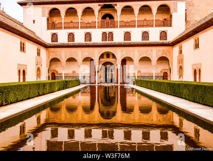 palace and mosque interior hall andalus - islamic civilization Stock ...
