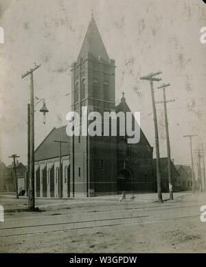 Church building, Chicago, early 20th century Stock Photo - Alamy