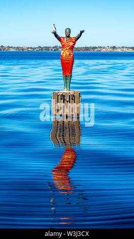 The iconic bronze Eliza statue on the Swan River wrapped in red to ...