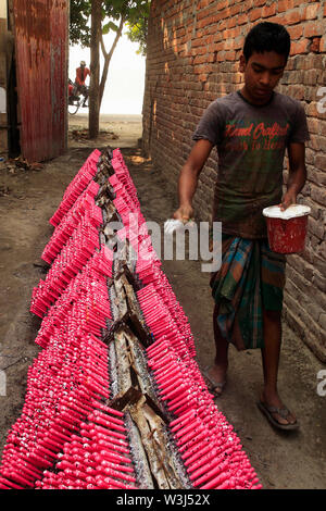 Bangladeshi day labourer works in a brick factory in Dhaka on 17 ...