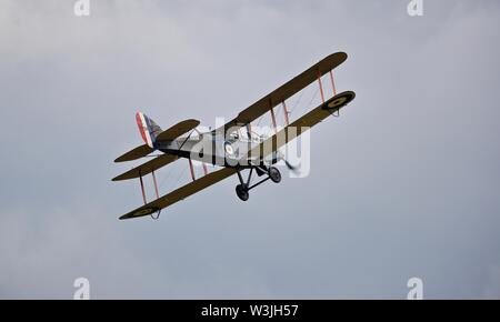 Airco DH.9 / de Havilland DH.9 the world's first strategic bomber restored by the Historic ...
