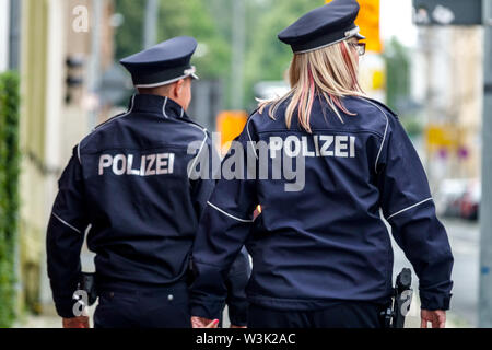 German police uniform, Germany police Germany woman german policewoman ...