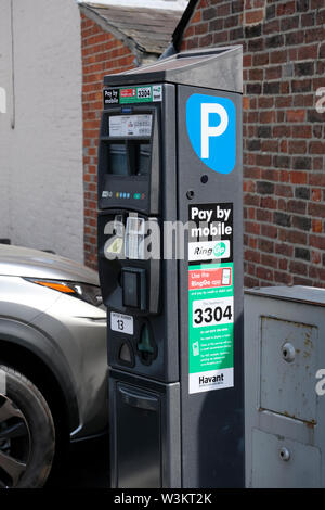 RingGo Parking app Stock Photo - Alamy