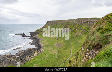 Footpath from Giant's Causeway to the Pipes Stock Photo - Alamy