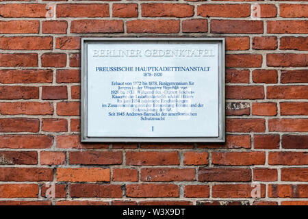 Bundesarchiv-Lichterfelde, German Federal Archives. Building housing ...