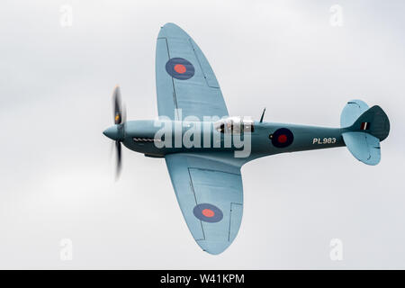 Supermarine Spitfire PRXI PL983 (G-PRXI) flying at Shuttleworth Race ...