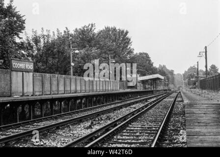 Woodside Railway Station, Croydon -1 Stock Photo - Alamy