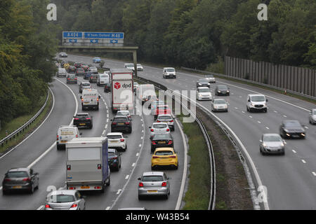 Traffic (left) on the Westbound M40 approaching the Handy Cross ...