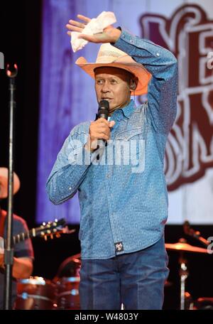 Hiawassee, GA, USA. 20th July, 2019. Neal McCoy on stage for Neal McCoy ...