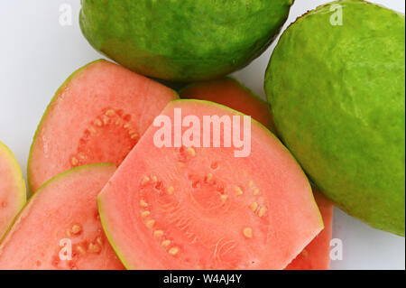 Close up of guavas whole and sliced Stock Photo - Alamy