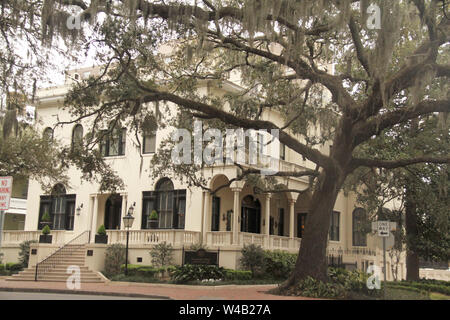 19th-century architecture in Savannah, GA, USA. Lai Wa Hall, now used ...