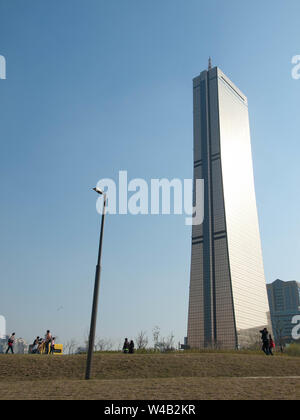 Hanwha 63 City building in Yeouido, Seoul. Hanwha Group is a large ...