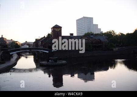 Birmingham England Canals Cityscape Stock Photo - Alamy