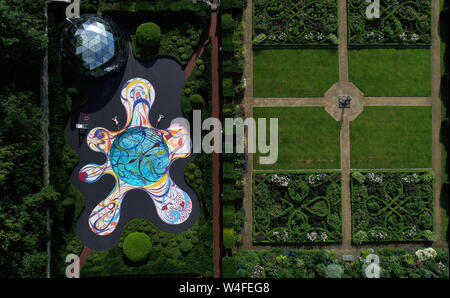 'Gateway', an intricately designed swimming pool by Portuguese artist ...