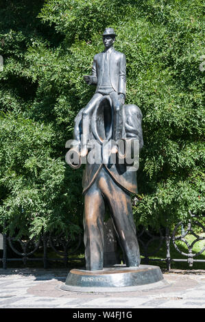Sculpture Jaroslav Rona's bronze of Franz Kafka sitting on the ...