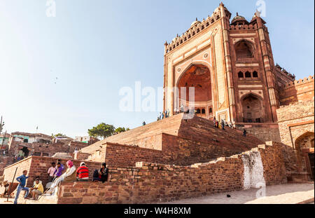 Buland Darwaza (Gate of victory), main entrance to the Jama Masjid in ...