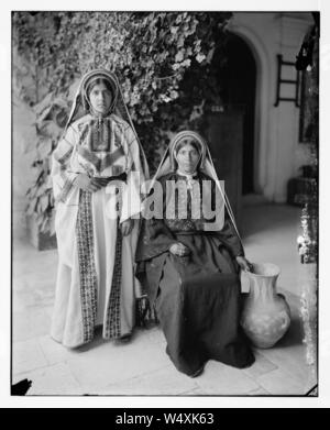 Costumes and characters, etc. Girls of Ramallah Stock Photo - Alamy