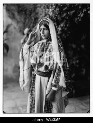 Costumes and characters, etc. Girls of Ramallah Stock Photo - Alamy