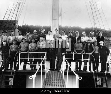 Crew of four masted bark LISBETH on deck, Washington, ca 1900 (HESTER ...