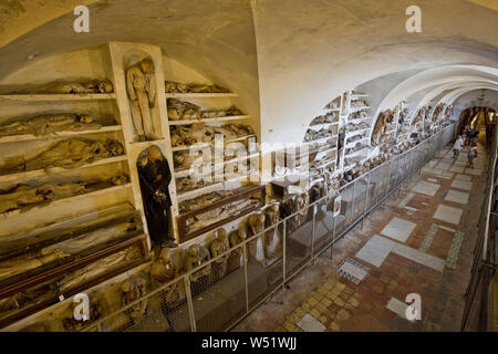 Italy, Sicily, Palermo, catacombs of the Capuchin convent, mumies ...