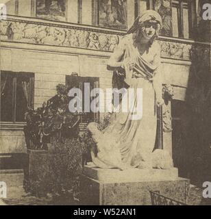 Statue of Medea, in front of the Admiralty, St. Petersburg Stock Photo ...