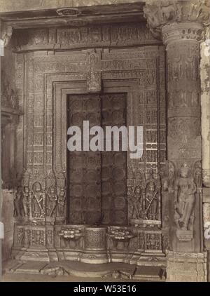 a ruined temple at Jaipur in Rajasthan Stock Photo - Alamy