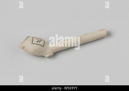 Earth pipe, anonymous, c. 1400 - c. 1950 Earth pipe. earthenware. pipe ...