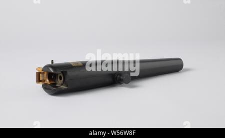 Model of the Breech or a Breech-Loading Gun, Model of the breech of a ...