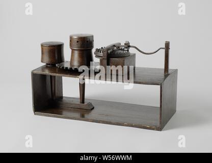Model of a Winch, Sketch model of two capstans with wheels in a wooden ...