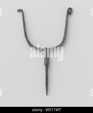 Furket or musket fork, 16th century Amsterdam. Furket or musket fork ...
