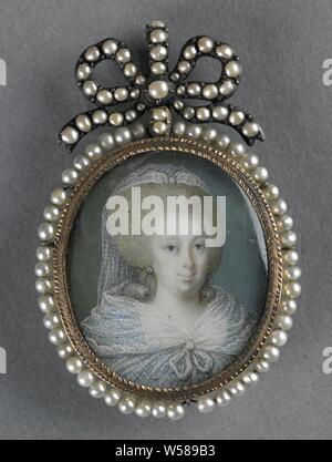 Portrait of Carolina Wilhelmina of Orange (1743-1787) with her children, painting by Anton ...