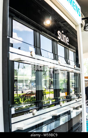 inside Bosch showroom, Bosch Food Processor Kitchen machines, blenders ...