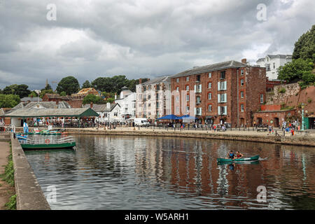 Exeter Quays with pubs, resturants and retail on the waterside Stock ...