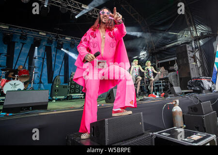 Standon, UK. Saturday 27 July 2019. Elvana performs at Standon Calling ...