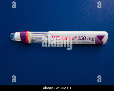 PSORIASIS TREATMENT Stock Photo - Alamy